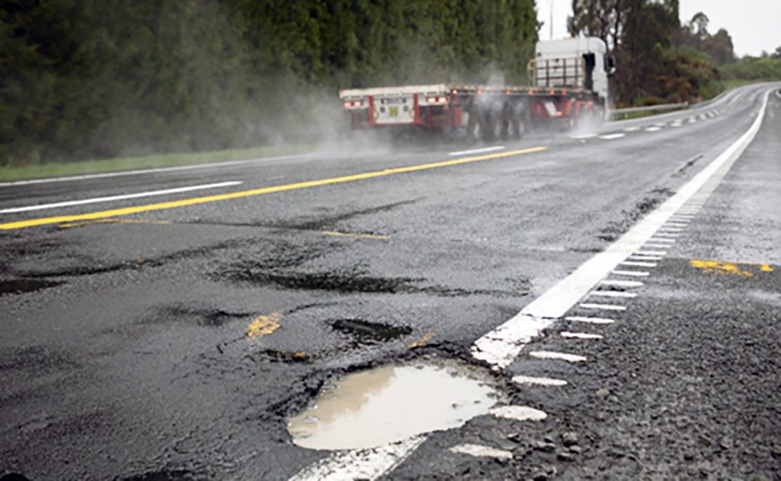 Heavy trucks are not to blame for more potholes - Ia Ara Aotearoa ...